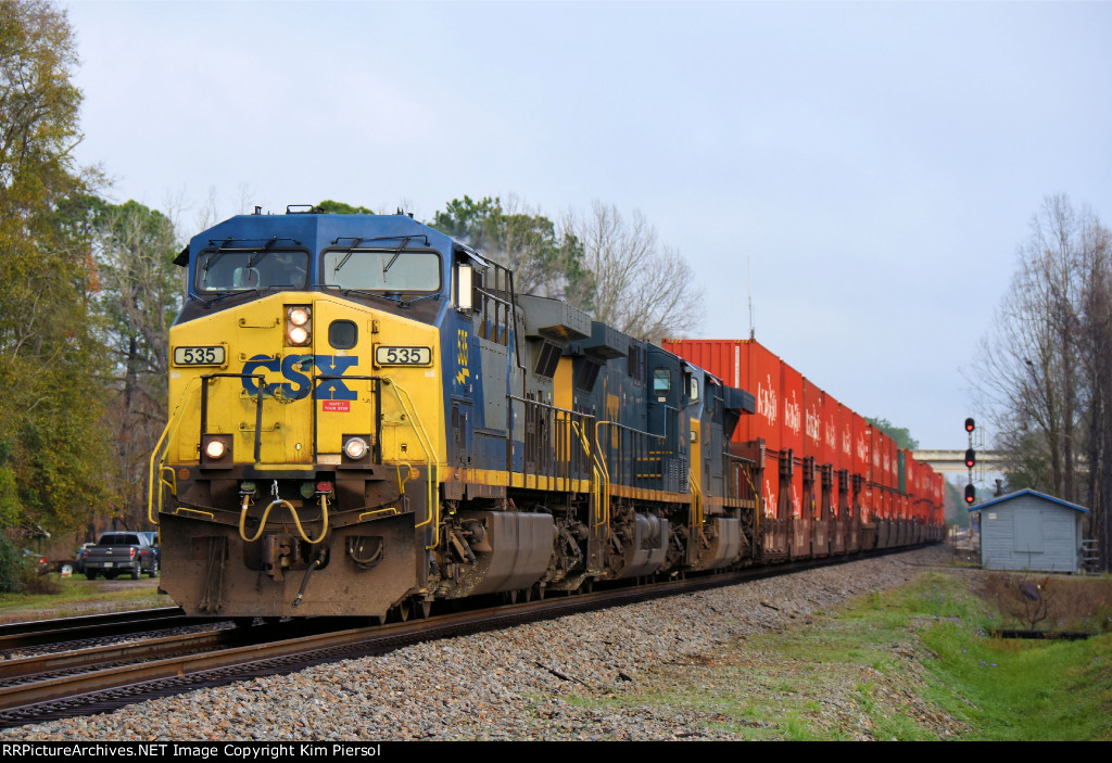 CSX 535 Q037